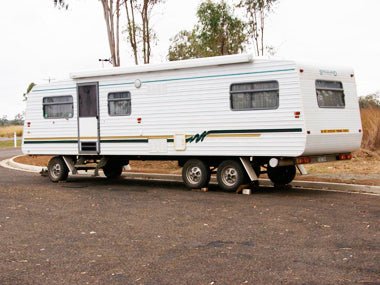 From the Road: Unique Six-wheeler Spotted – Caravan World Australia